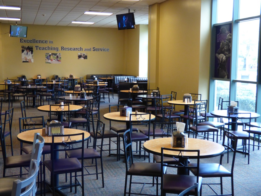 P1010030 - Auxiliary Services