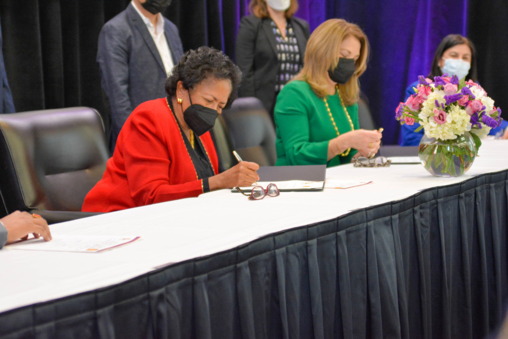 PVAMU and Shell Sign Milestone $6M Agreement - Research